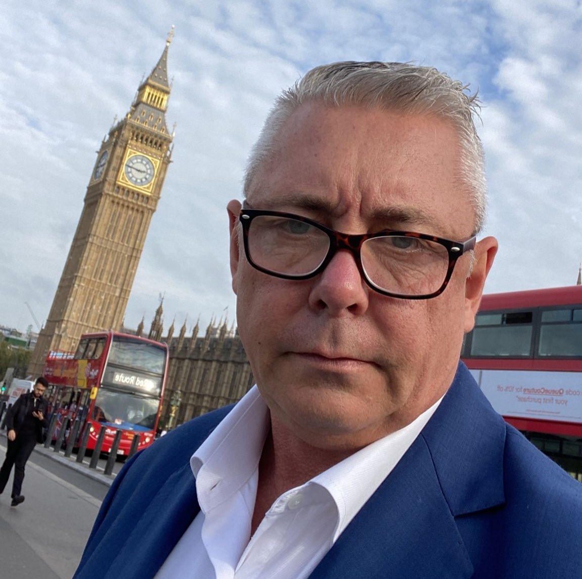 EARTH 300 | A Truly Global Team With Diverse Backgrounds